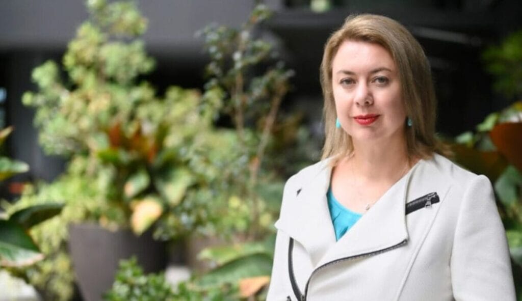 FAAA twists qualified adviser standard to set up holistic adviser ...