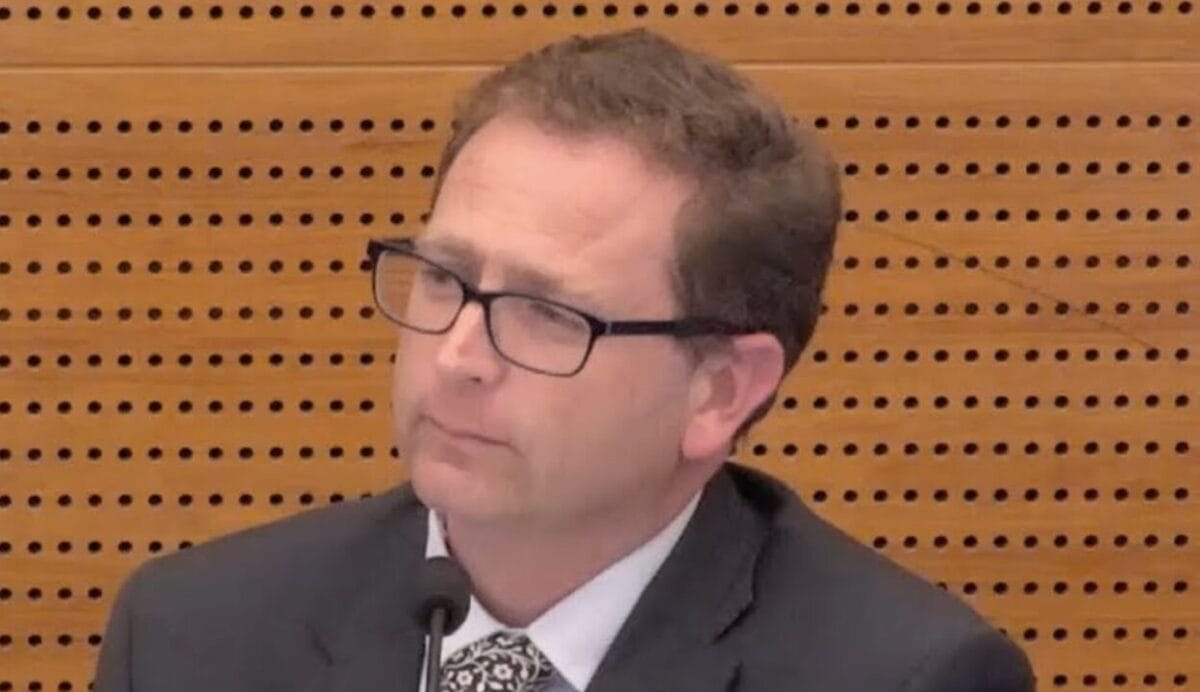 ASIC appoints career regulator as next CEO - Professional Planner