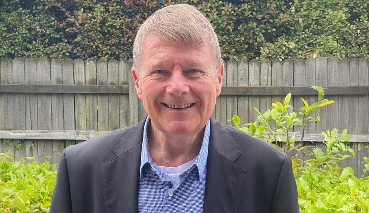 Greg Bright honoured in launch of FEAL scholarship - Professional Planner