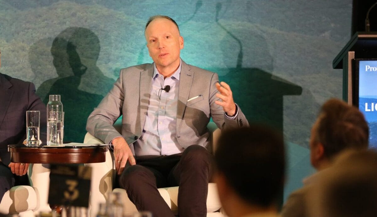 ASIC, APRA reject ‘computer says no’ compliance culture - Professional ...