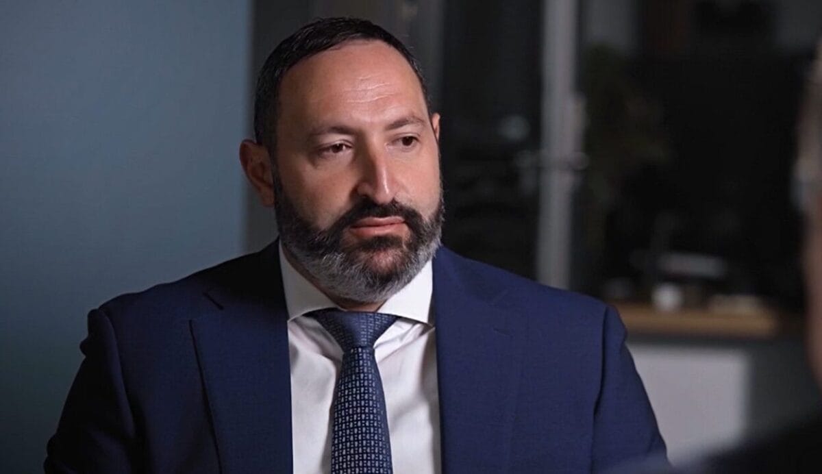 ASIC bans licensee tied to failed Shield, First Guardian master funds ...