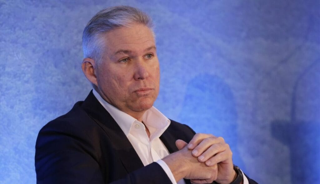 ASIC bans licensee tied to failed Shield, First Guardian master funds ...